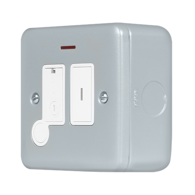 Metal Clad Pro – Scolmore | Heavy-Duty Sockets & Switches | Prisma Lighting